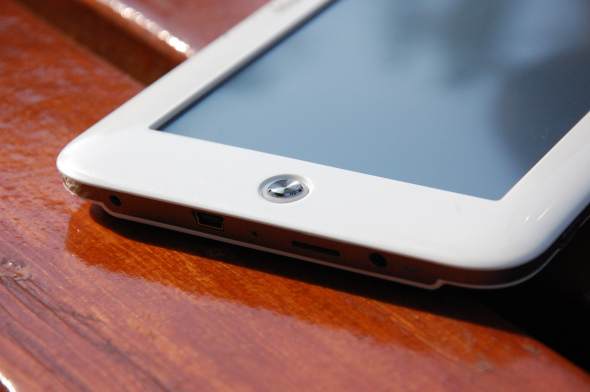 爱国者7英寸平板aigoPad E700图赏_笔记本_科技时代_新浪网