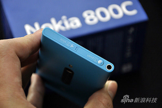 WP7行货六大特色 诺基亚Lumia 800C评测(2)_手机_科技时代_新浪网