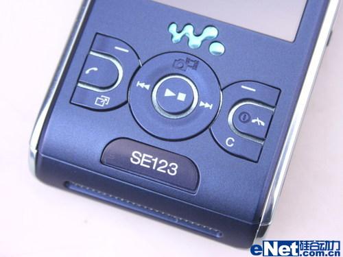 音乐新贵族 索爱唯美滑盖新机W595c评测(2)_手机_科技时代_新浪网