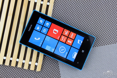 袖珍WP8低端机 行货诺基亚520仅售860|诺基亚|Lumia|WP8_手机_新浪科技_新浪网