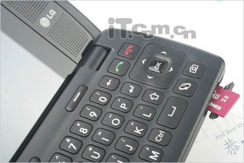 侧翻盖设计 LG智能GPS手机KT610评测(11)_手机_科技时代_新浪网