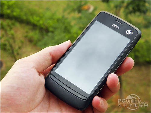 其貌不扬实力派 中兴U880行货仅售950_手机_科技时代_新浪网