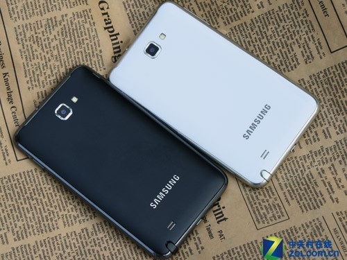 不一样的大气 白色款三星I9220真机图(4)_手机_科技时代_新浪网