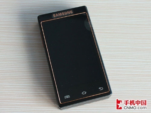 双3.5英寸超炫屏 黄金版三星W999售13600_手机_科技时代_新浪网