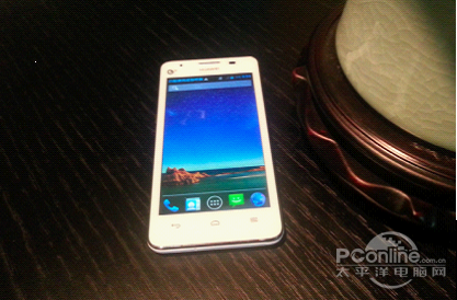 四核智能新机亮相 华为G520报价1480元|华为|G520|智能_手机_科技时代_新浪网