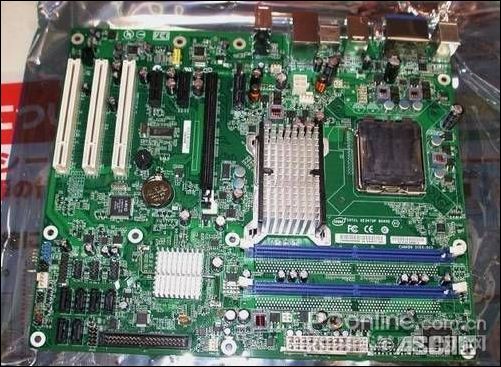血拼780G INTEL原厂DG43NB低价杀到_硬件_科技时代_新浪网