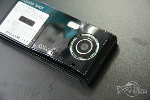 1200万像绝美旋屏 夏普SH-01B全国首发_手机_科技时代_新浪网