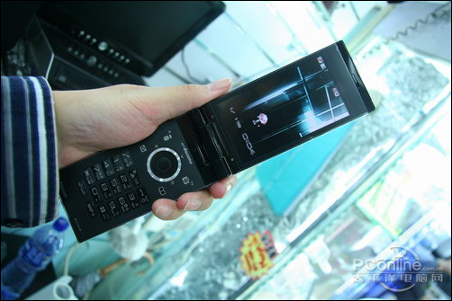 1200万像绝美旋屏 夏普SH-01B全国首发_手机_科技时代_新浪网