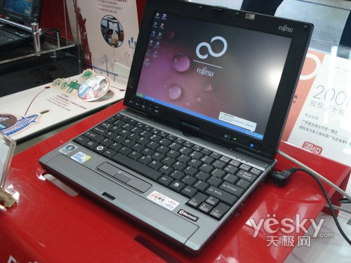 轻巧机身 富士通旋转屏P1630报价14600_笔记本_科技时代_新浪网
