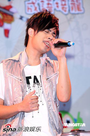 TANK参加猜歌大赛 与原住民歌手同台感荣幸(图)_影音娱乐_新浪网