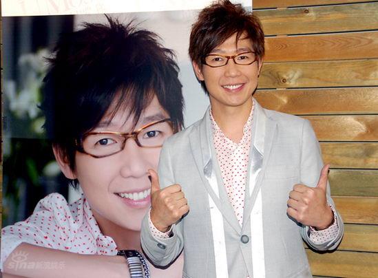 图文：品冠宣传新专辑--品冠很有信心_影音娱乐_新浪网